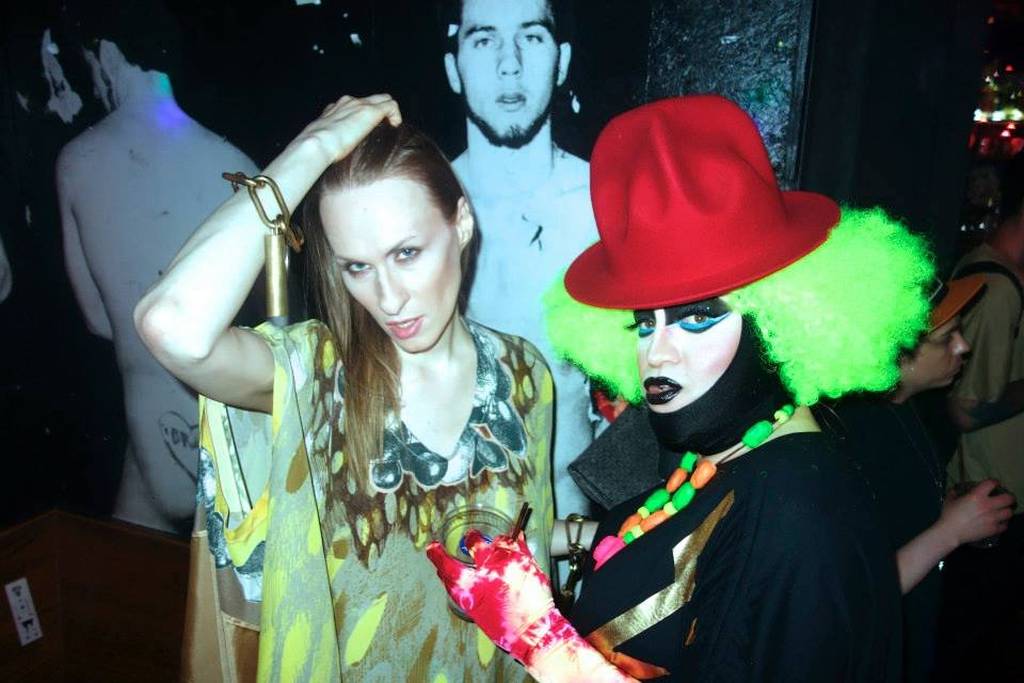 Pony Seattle - Gay Bars Guide│misterb&b